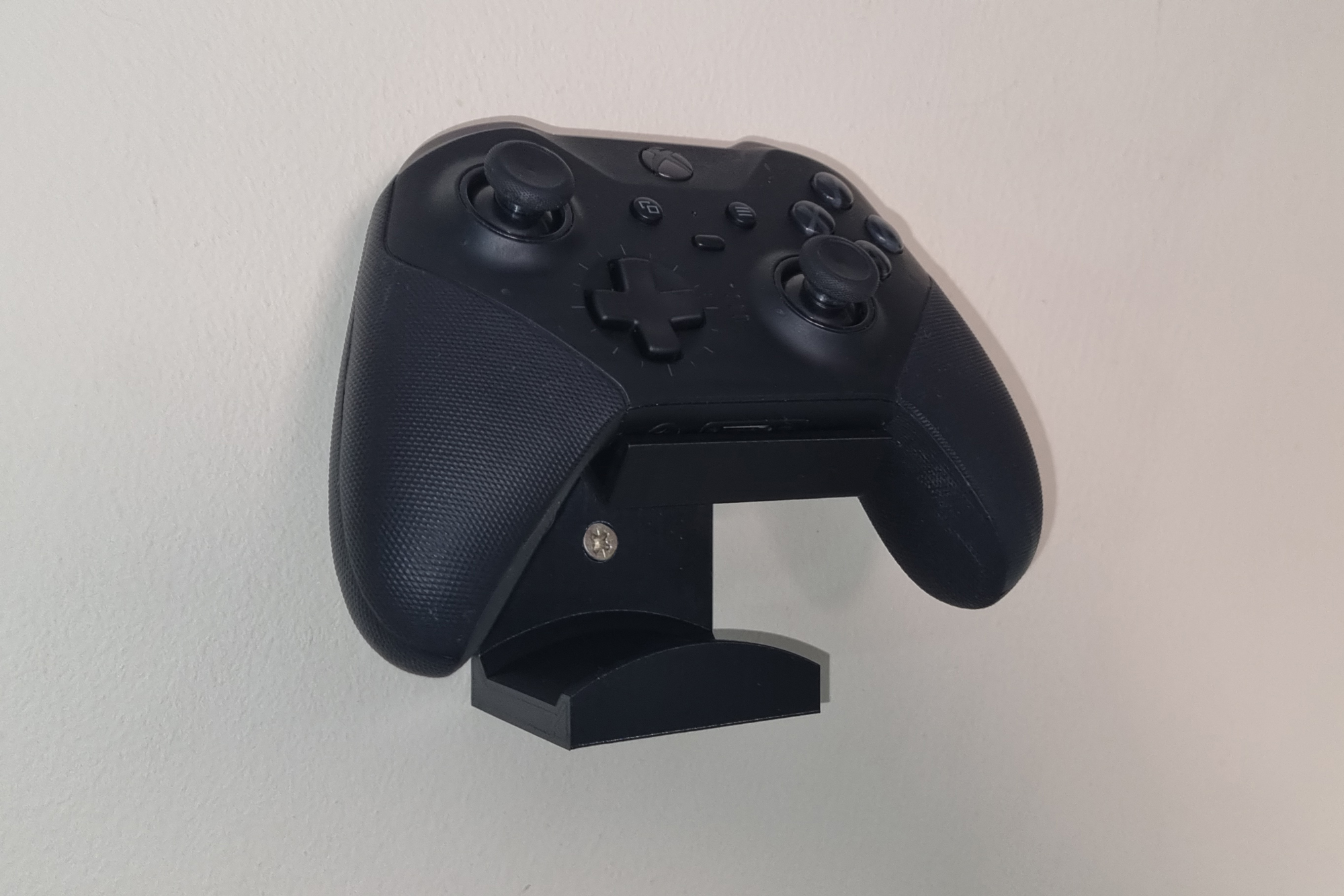 Universal Wall Mount Controller and Headset Holder - Planned Pixel Prints