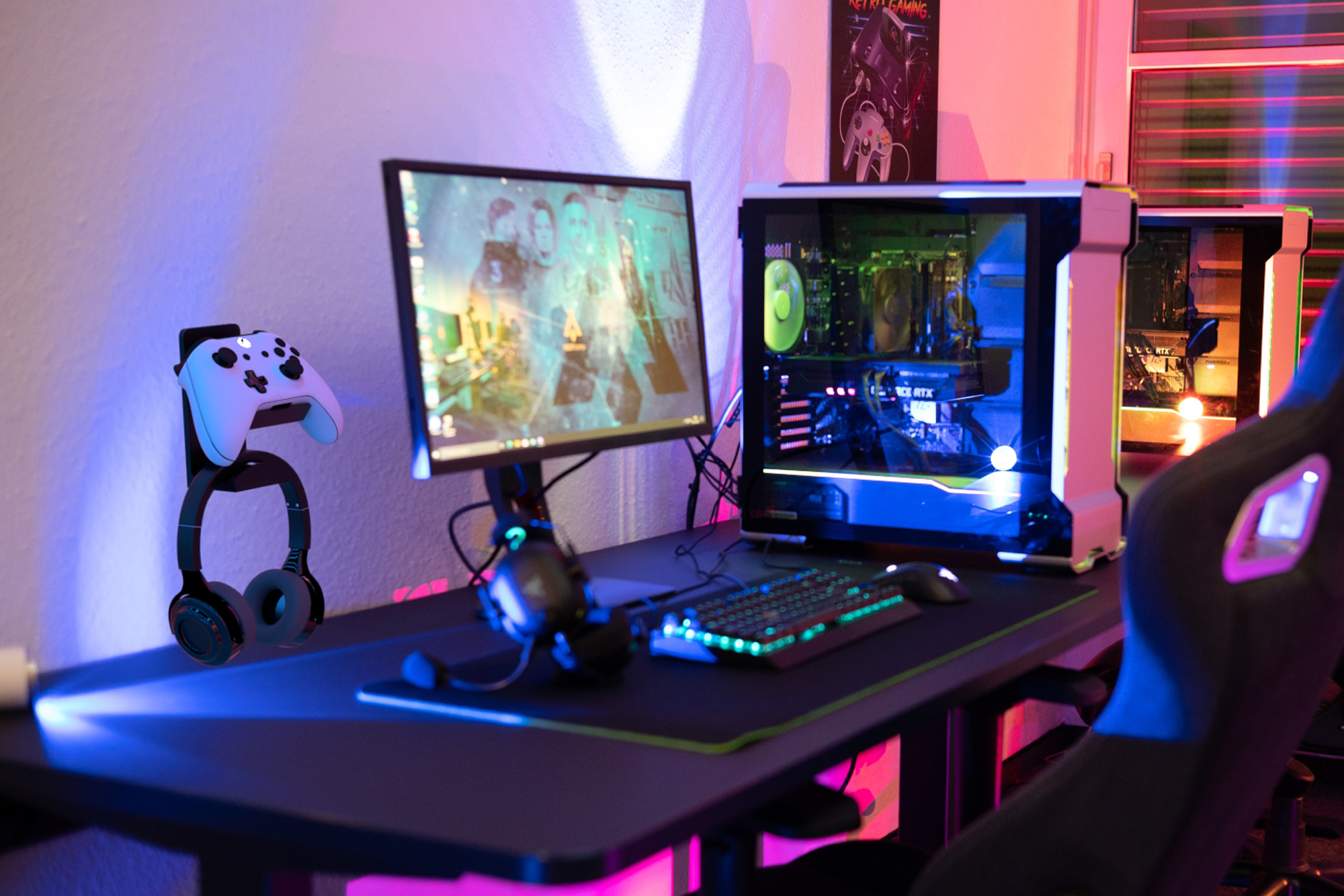 Universal Wall Mount Controller and Headset Holder - Planned Pixel Prints